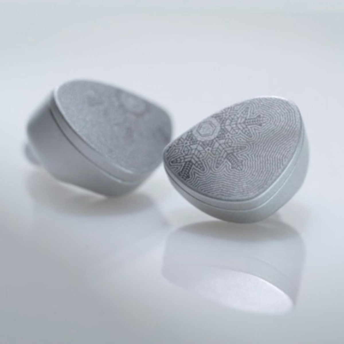 MOONDROP ARIA SNOW EDITION In-Ear Monitor - MSL Digital Online Store