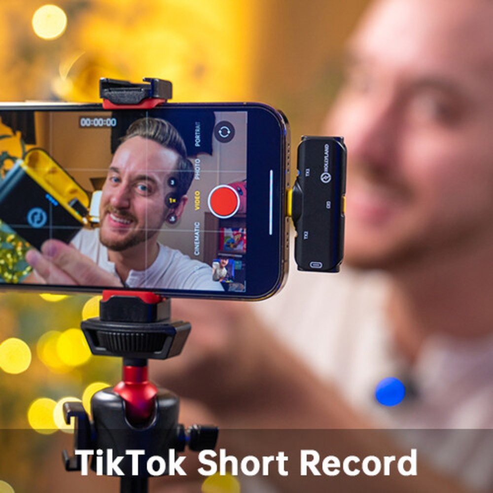 Hollyland LARK C1 DUO 2-Person 2.4 GHz Wireless Microphone System with ...